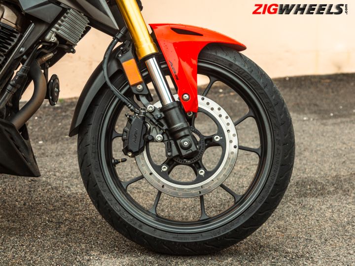 Honda CB300F: Review In Images - ZigWheels