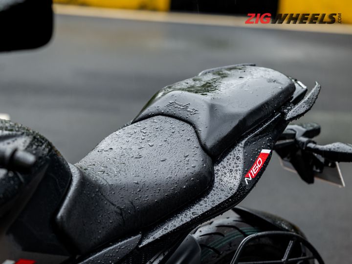 Bajaj Pulsar N160 First Ride Review In Images - ZigWheels