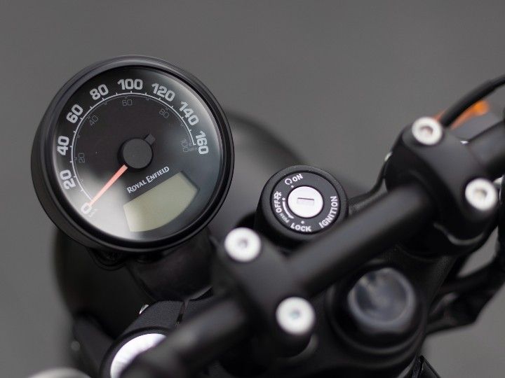 Exclusive: Royal Enfield Hunter 350 Retro Variant: 5 Things That Are ...