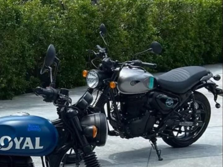 Royal Enfield Hunter 350 Spied Sporting Tripper Navigation Pod Ahead Of ...