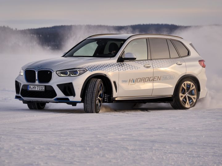 Modified Fuel Cell iX5 Electric SUV Spearheads BMW’s Hydrogen Efforts ...