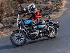 Royal Enfield Hunter 350 vs Royal Enfield Meteor 350 - Compare Prices ...