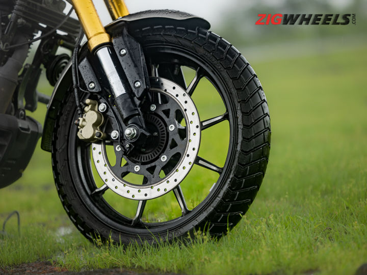 TVS Ronin Reviewed In 8 Images - ZigWheels