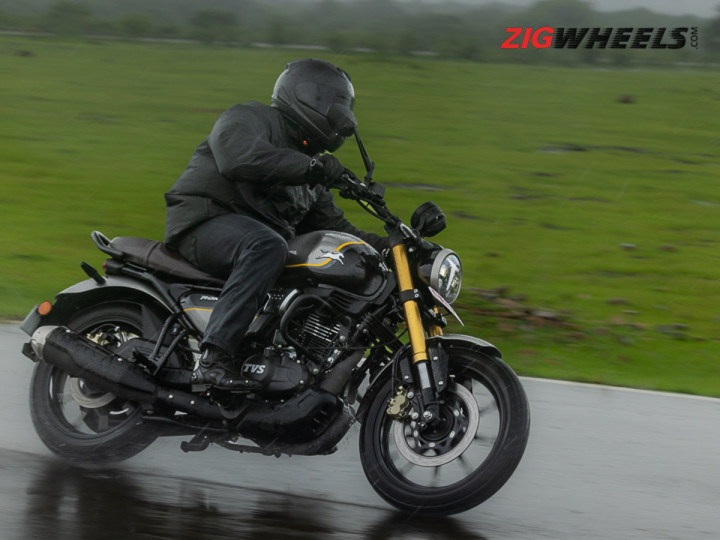 TVS Ronin Reviewed In 8 Images - ZigWheels