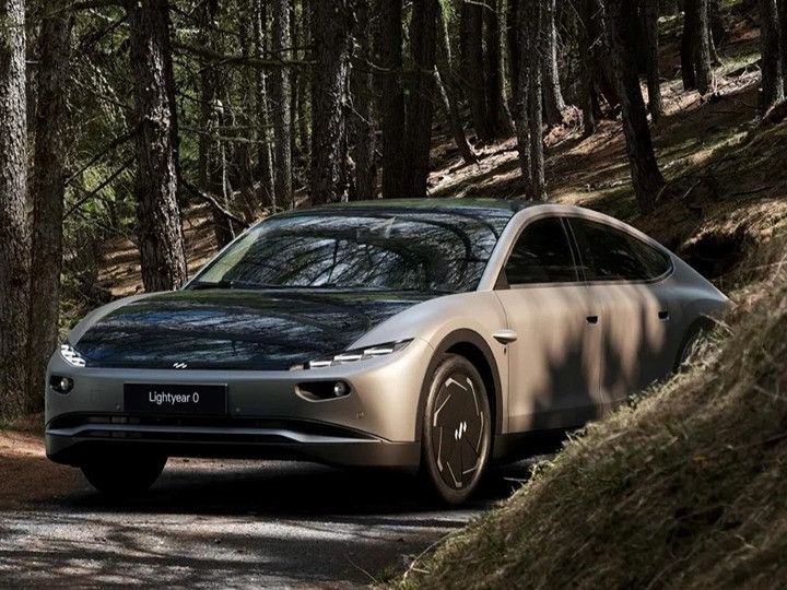 5 Cool Facts About Lightyear Zero: The Solar Electric Car For Europe ...