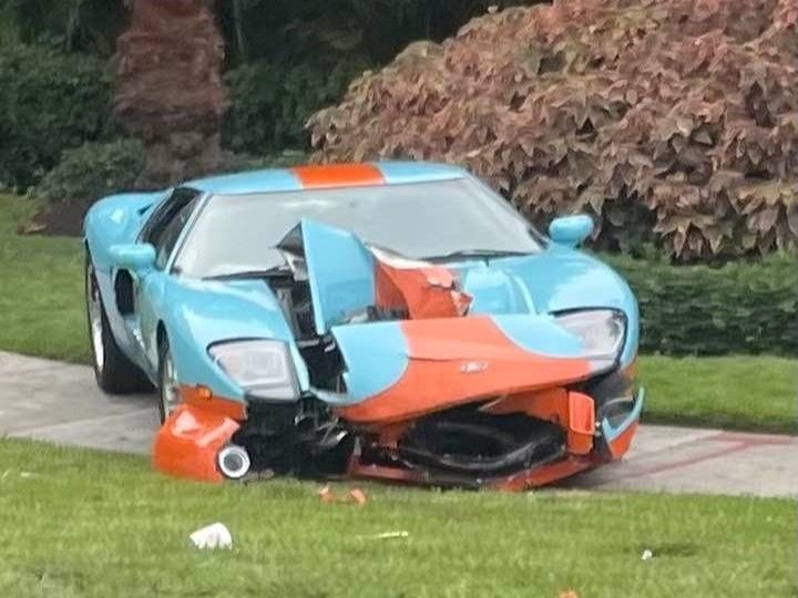 Slippery Roads Caused Rare Ford GT Heritage Edition To Crash In The US ...