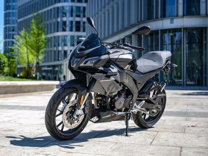 Aprilia GPR 250S Launched In China - ZigWheels
