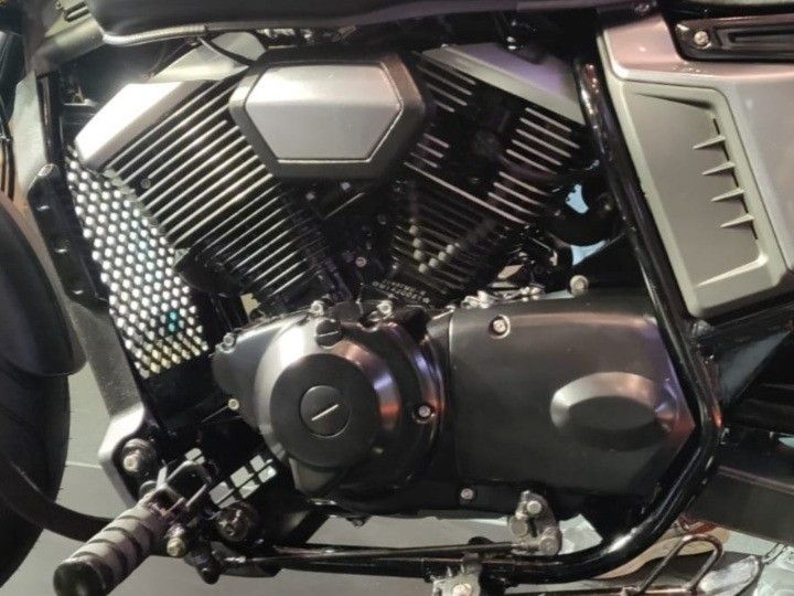 Keeway K-Light 250V: 5 Things You Need To Know About The 250cc V-twin ...