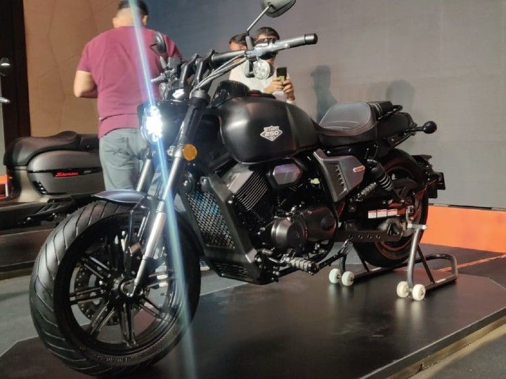 Keeway K-Light 250V, Sixties 300i And Vieste 300 Unveiled In India ...