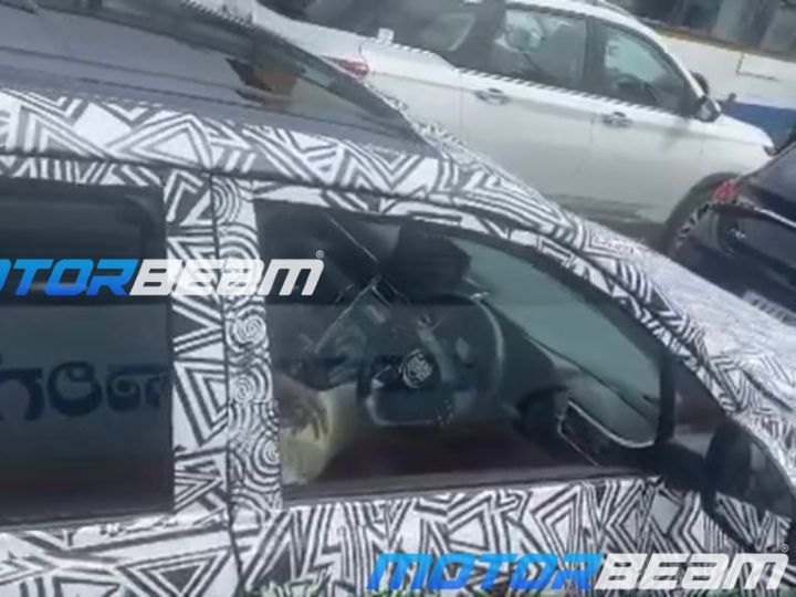 Toyota Innova Hycross’ Interior Spied Through Latest Spy Shots Ahead Of ...