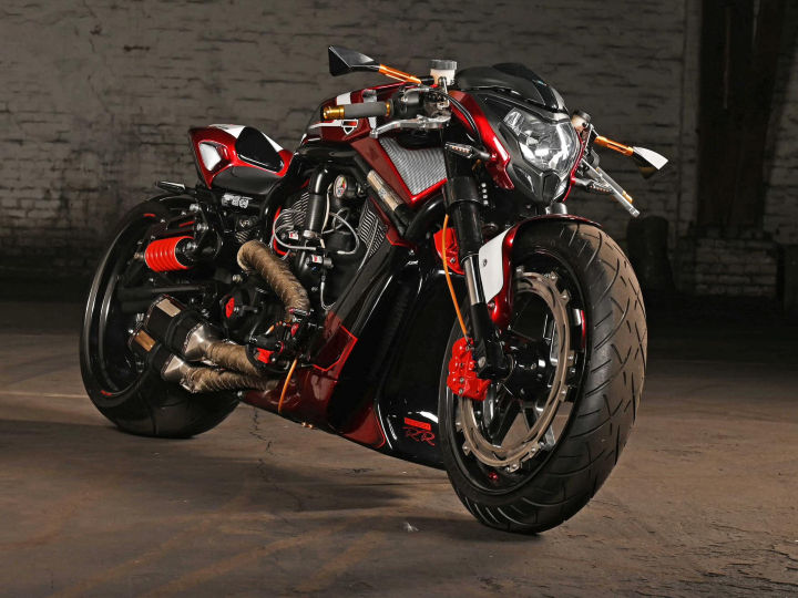 This Is A Custom Harley Davidson V Rod With Pulsar NS200 Headlamp This Is A Custom Harley Davidson V Rod With Pulsar NS200 Headlamp