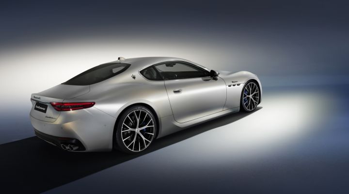 Maserati Reveals All-electric GranTurismo Along With Petrol-powered ...