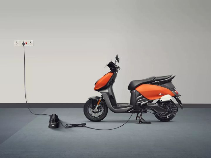 Hero Vida V1 Electric Scooter First Ride Review: Performance, Range ...