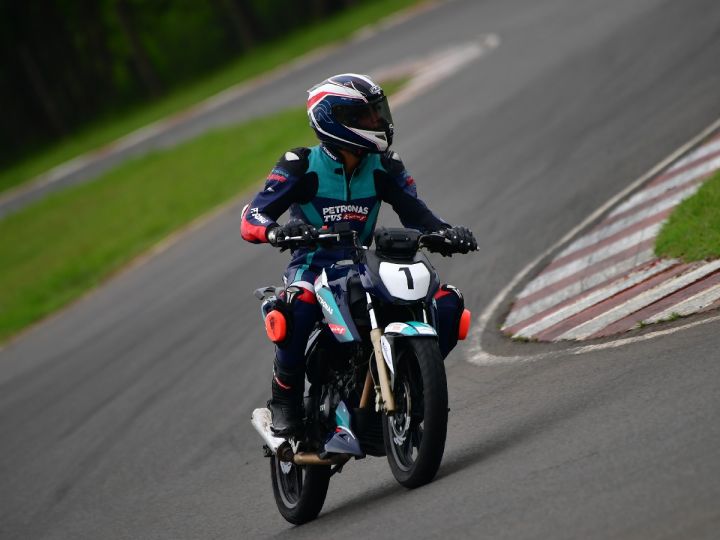 TVS Eurogrip Protorq Extreme Tyres Review: Confidence-inspiring - ZigWheels