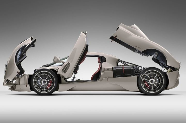 The Utopia Is Pagani Flexing its Craftsmanship Yet Again - ZigWheels