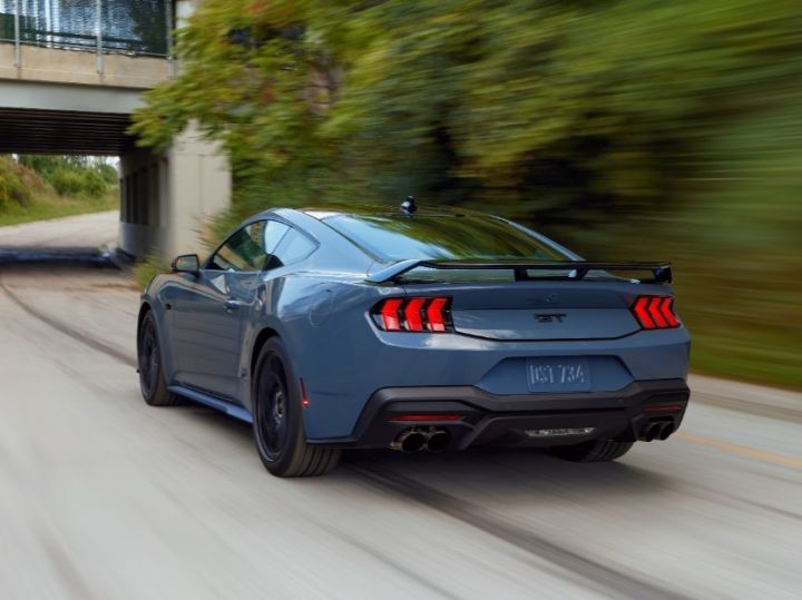 New Generation Ford Mustang Breaks Cover - ZigWheels