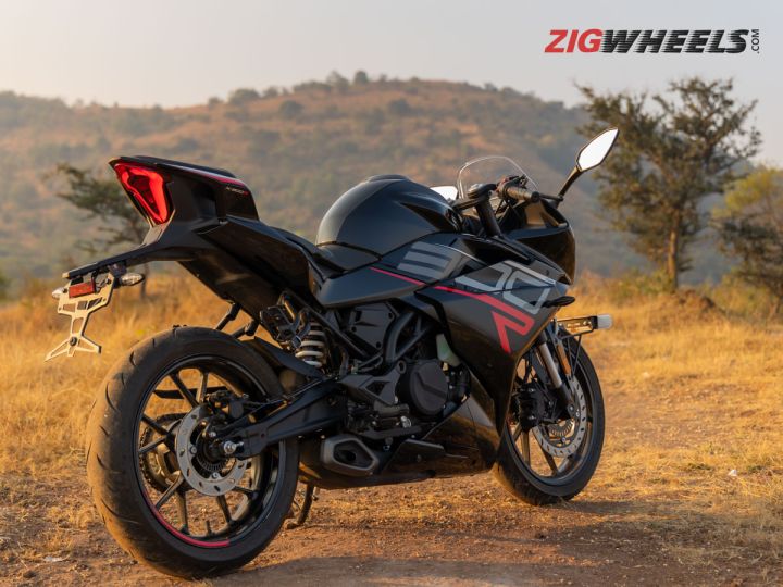 Keeway K300 R Road Test Review: Deserves Your Attention? - ZigWheels