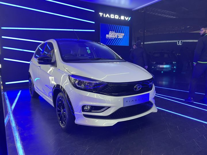 Auto Expo 2023: Tata Tiago EV Blitz With Sporty Design Touches Revealed ...