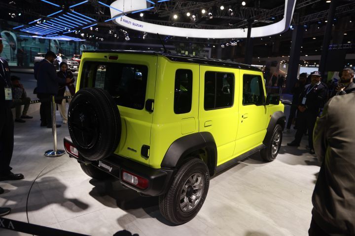 Maruti Suzuki Jimny: Can It Seat Plus-sized People In Comfort? - ZigWheels