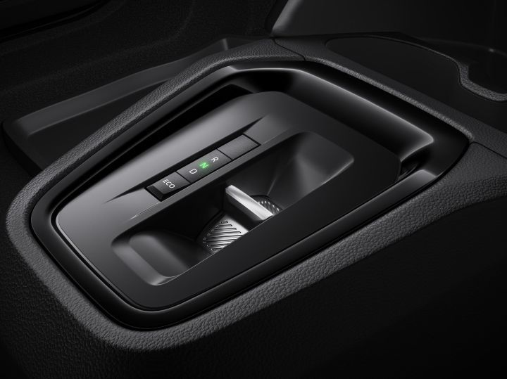 2023 Citroen eC3 EV Live And Feel Variants And Features Detailed ...