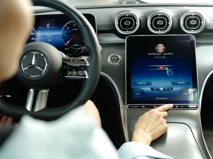 Mercedes Pay Plus In-car Payment Service Launched In Germany - ZigWheels