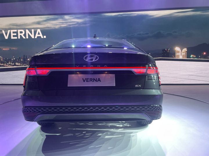 New Generation Hyundai Verna 2023 Launched At Rs 10.90 Lakh: Design ...