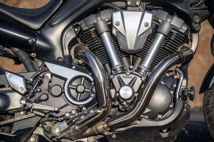 Flashback Friday: Yamaha MT-01 – The Master Of Torque - ZigWheels