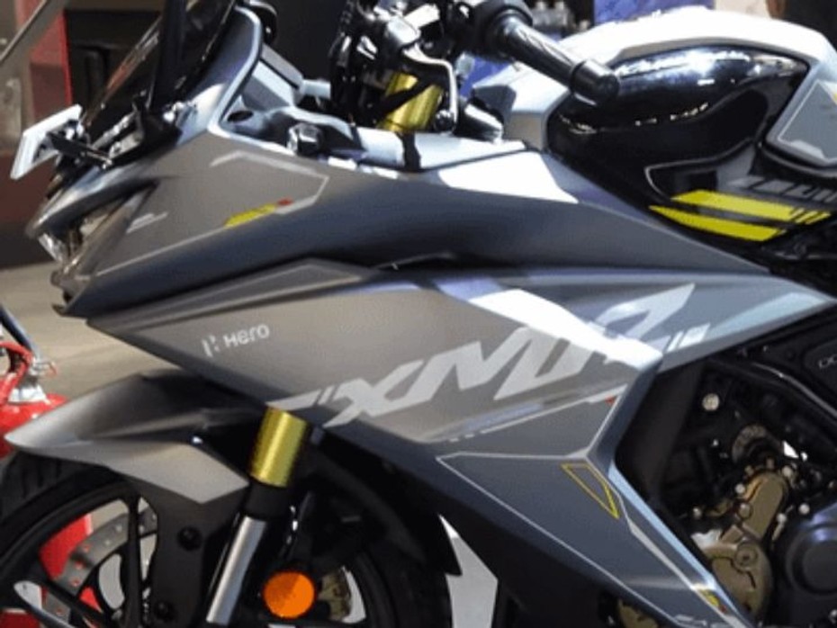 Hero Karizma Xmr 210 Combat Edition Teased Gets A Gold Finished