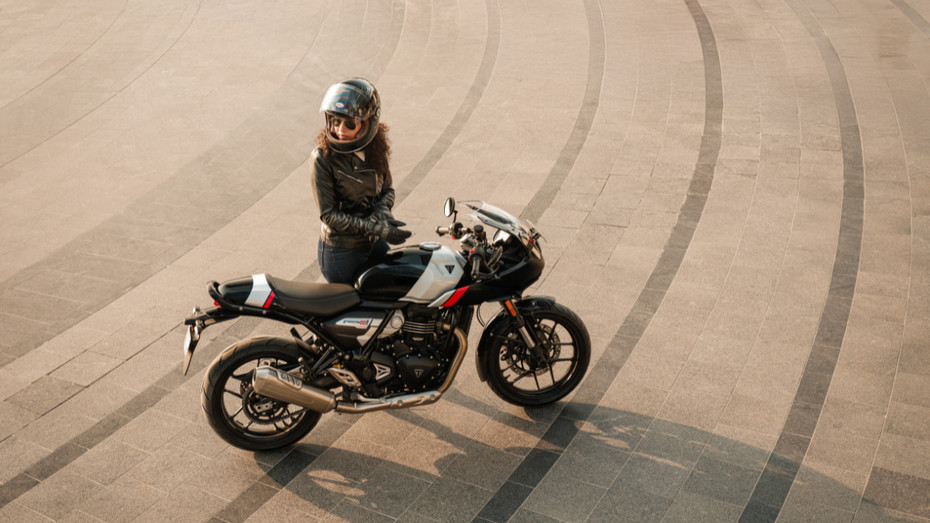 BREAKING: Triumph Thruxton 400 Launched In India - Sportiest 400cc ...