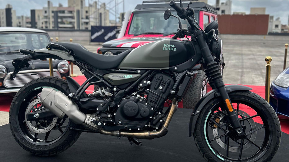 BREAKING NEWS: Royal Enfield Guerrilla 450 New Colour Launched - ZigWheels