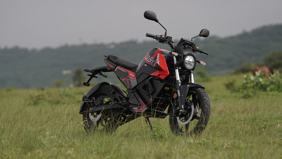 Oben Rorr EZ Sigma: The Smart Electrifying Commuter - ZigWheels