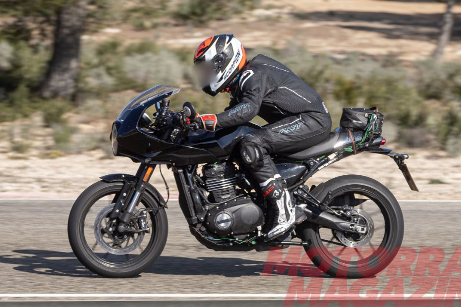 New Spy Shots Revealed: Triumph Scrambler 400X With Tubeless Spoke ...