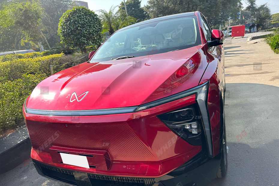 Mahindra XEV 9e: Upsides And Downsides Of The Premium Electric SUV ...