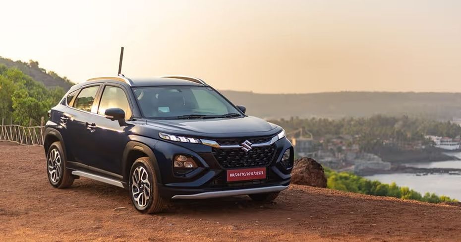 2025 Renault Kiger Facelift vs Maruti Suzuki Fronx: Price, Features ...