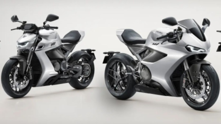 Norton Manx R V4 Superbike, Manx, Atlas, And Atlas GT ADV Unveiled At EICMA 2025 - ZigWheels