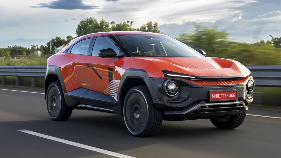 Mahindra BE 6 Formula E Edition Explained In 13 Real-life Images ...