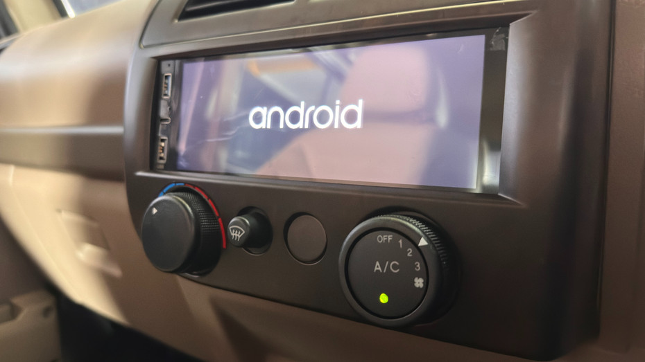 2025 Mahindra Bolero Launched: Exterior, Interior, Features, New Top-spec B8 Variant ...