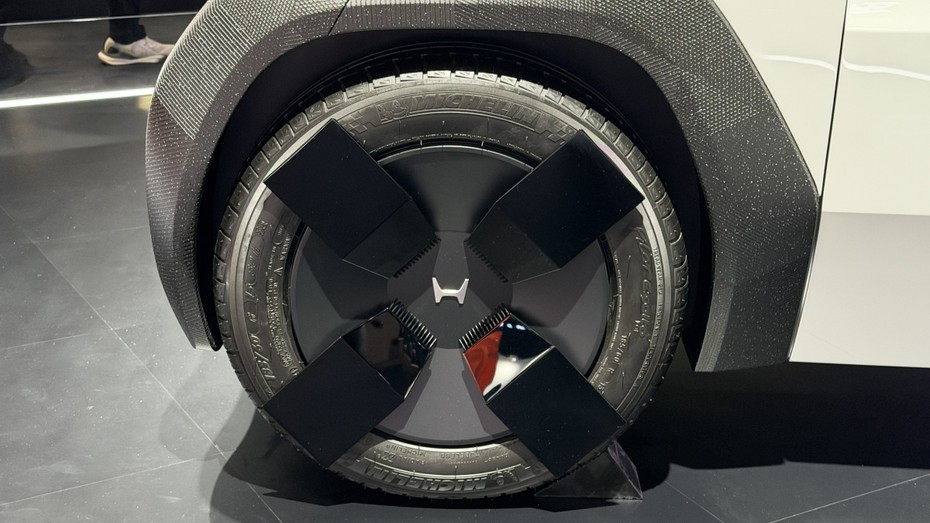 Japan Mobility Show 2025: Honda Micro EV Concept Debuts | Could This Be ...