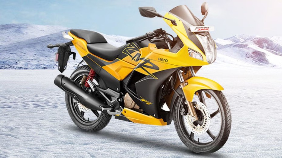 Bajaj Pulsar 220F Vs Hero Karizma Vs Yamaha R15: Built To Outlive Them All - ZigWheels