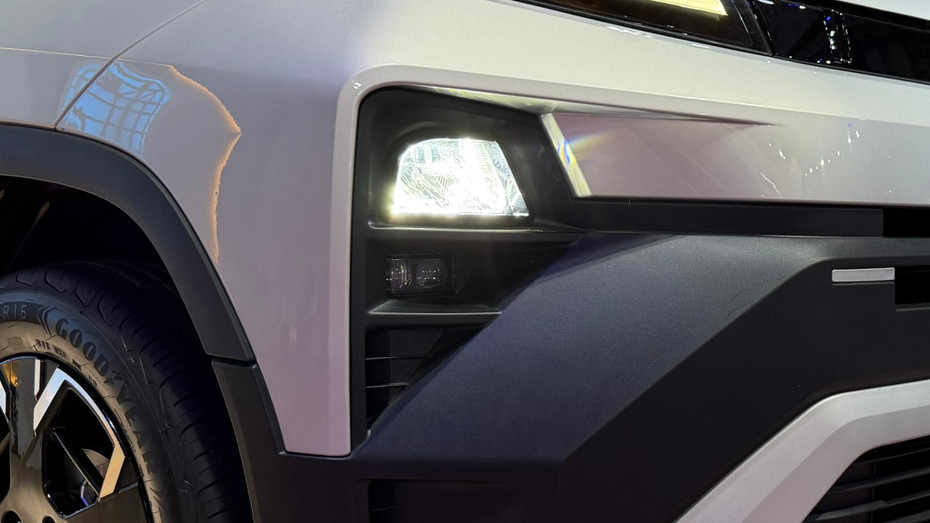 2026 Tata Punch Facelift First Time Features: 360 Degree Camera, Blind ...