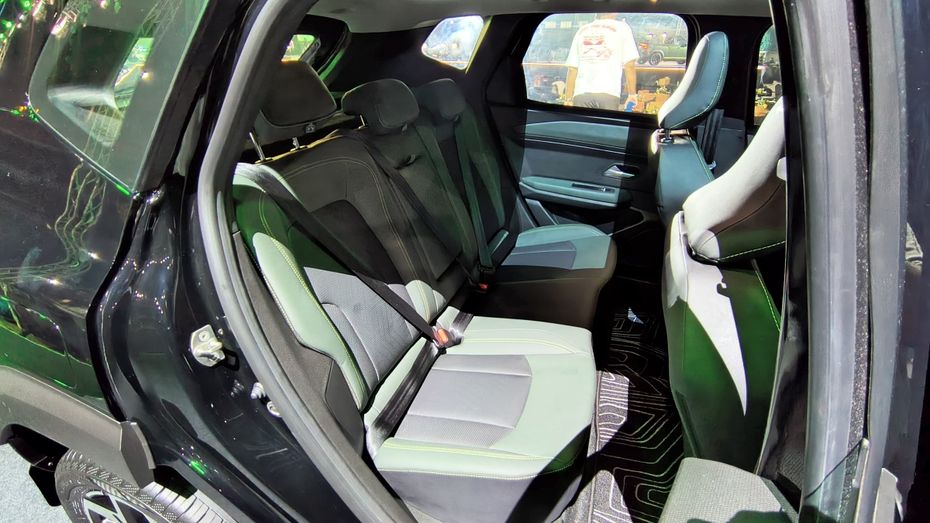 2026 Renault Duster Interior Explained In 9 Real-life Images, Interior ...