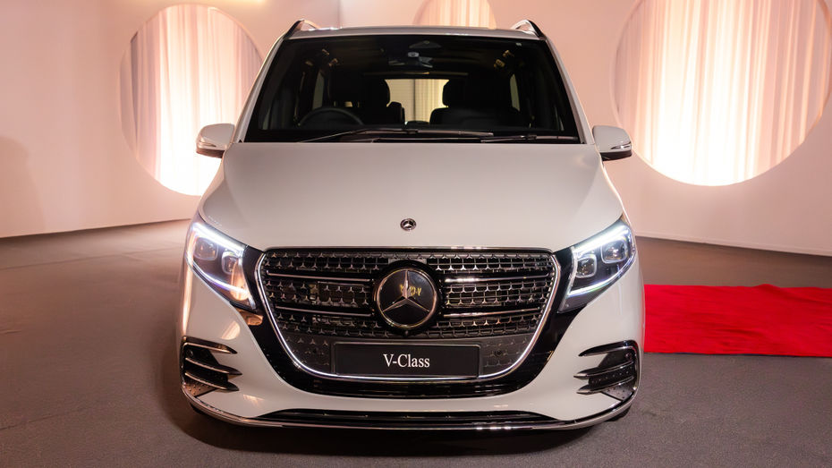 2026 Mercedes-Benz V-Class Launched At Rs 1.4 Crore: Exterior, Interior ...