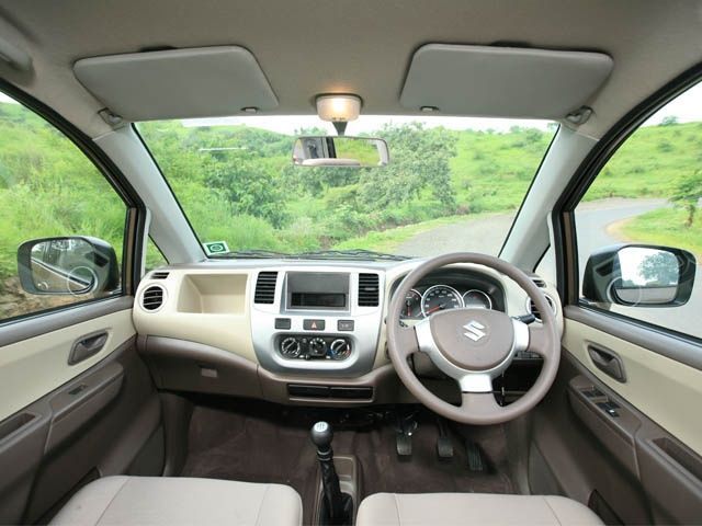 Maruti Estilo Images, Estilo Interior & Exterior Photos, 360 View ...