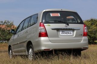 Toyota Innova Price, Images, colours, Reviews & Specs