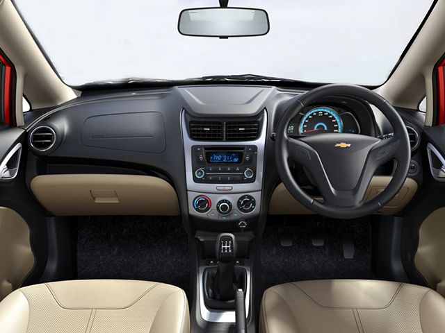 Chevrolet Sail Hatchback Images, Sail Hatchback Interior & Exterior ...