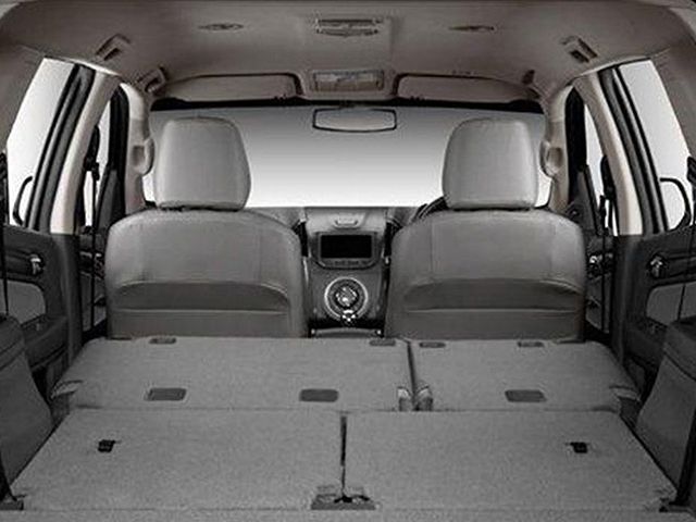 Chevrolet Trailblazer Images, Trailblazer Interior & Exterior Photos ...