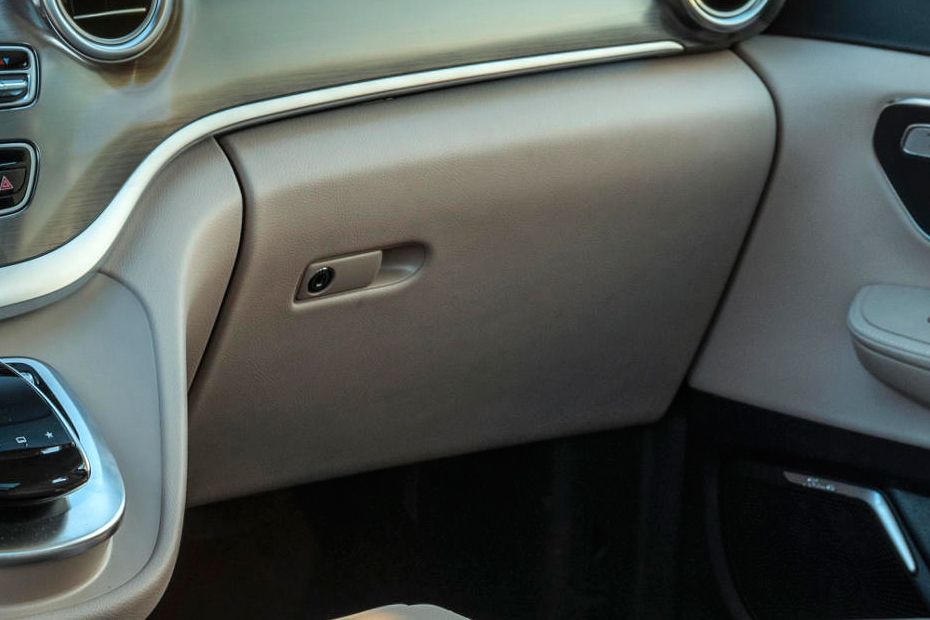 Mercedes-Benz V-Class 2019-2022 Images, V-Class 2019-2022 Interior ...