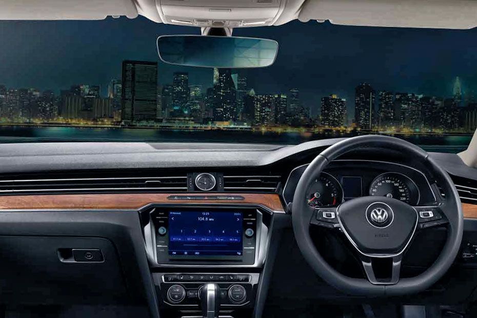 Volkswagen Passat Images, Passat Interior & Exterior Photos, 360 View ...