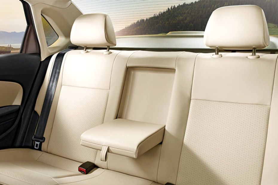 Volkswagen Vento 2015-2019 Images, Vento 2015-2019 Interior & Exterior ...