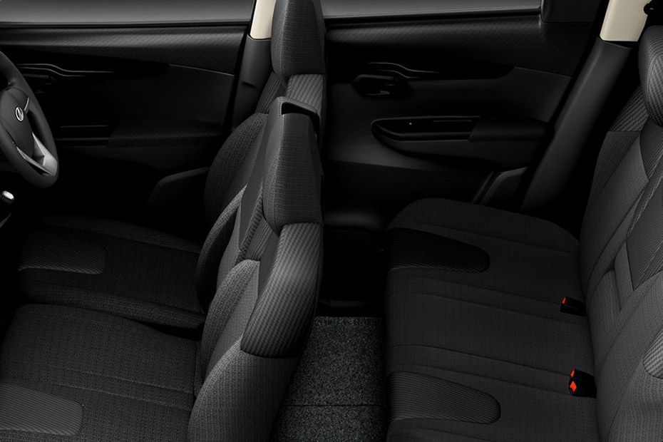 Mahindra KUV 100 NXT Images, KUV 100 NXT Interior & Exterior Photos ...